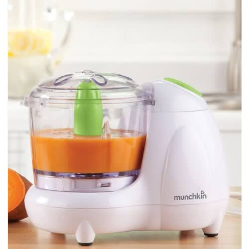 Munchkin Fresh Food Maker For Babies Finely Mashes Fresh Vegetables And ...